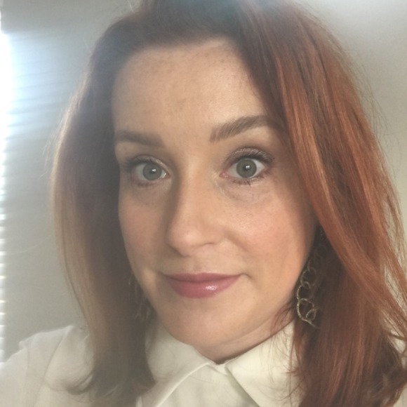 Deirdre's Closet (@whatdeesees) | Poshmark